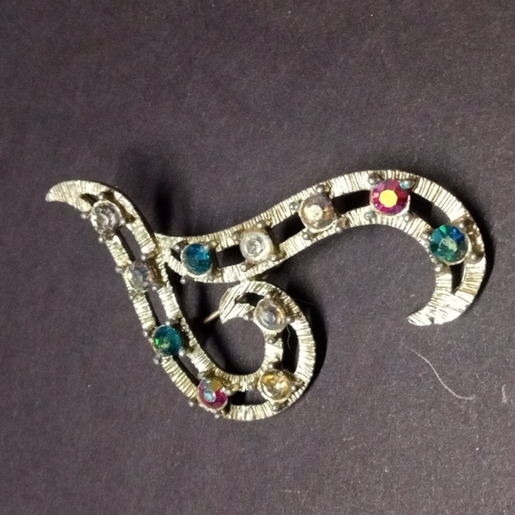 Jewelry | Vintage Brooch Letter T | Poshmark